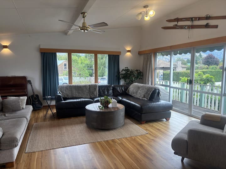 Central Wanaka Stay, Close To Lake & Ski Fields - Wanaka