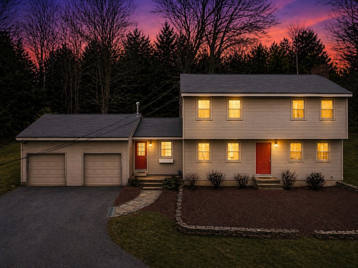 Peaceful Lakes Region Retreat | Near Lake + Kayak - Lake Winnipesaukee, NH