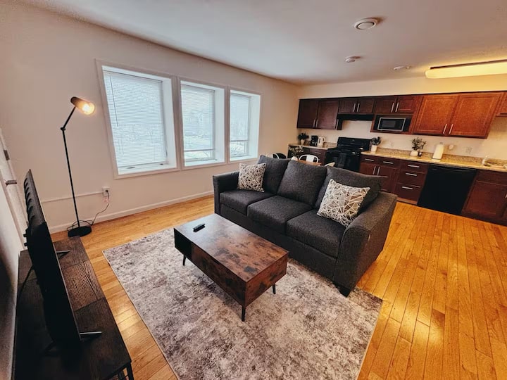 Apartment Near Downtown Syracuse - Syracuse, NY