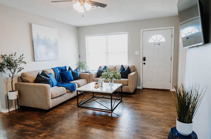 Relax And Recharge 3 Bedroom - Lawton, OK