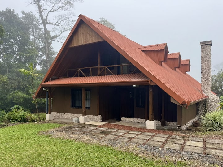 Cabaña La Arboleda 3br Lodge Private Hiking Trail - Bajos del Toro