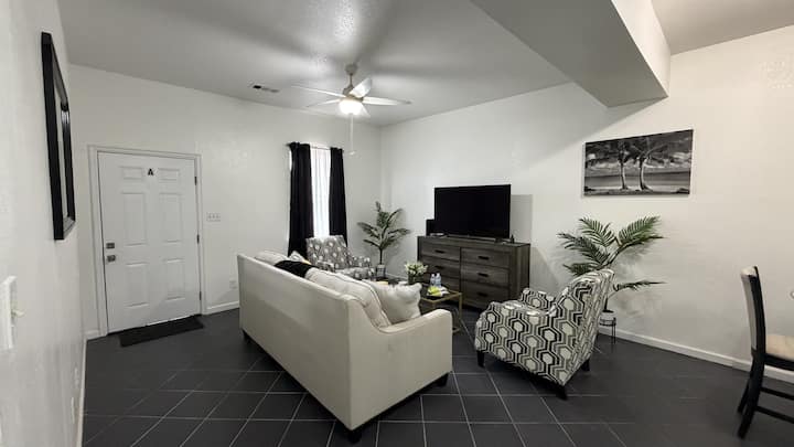 The Spot On Warner | Ste A (Close To Downtown Jbo) - Arkansas State University, Jonesboro