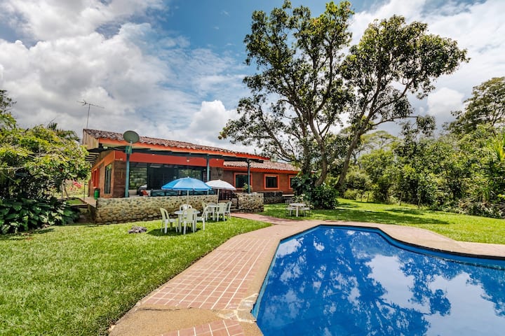 Hermosa Casa Finca Con Piscina 6 Habitaciones - Jamundí