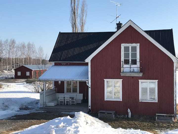Hus Nära Umeå. Många Bäddar. - Umeå