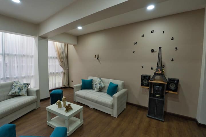 Departamento 2 Dormitorios Con Calefacción Central - Bolivia