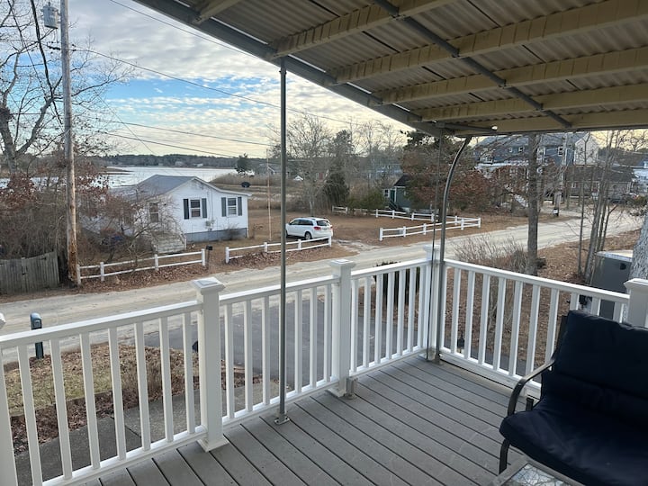 3 Bedroom 2 Bathroom Home With Water View Wareham. - Wareham, MA