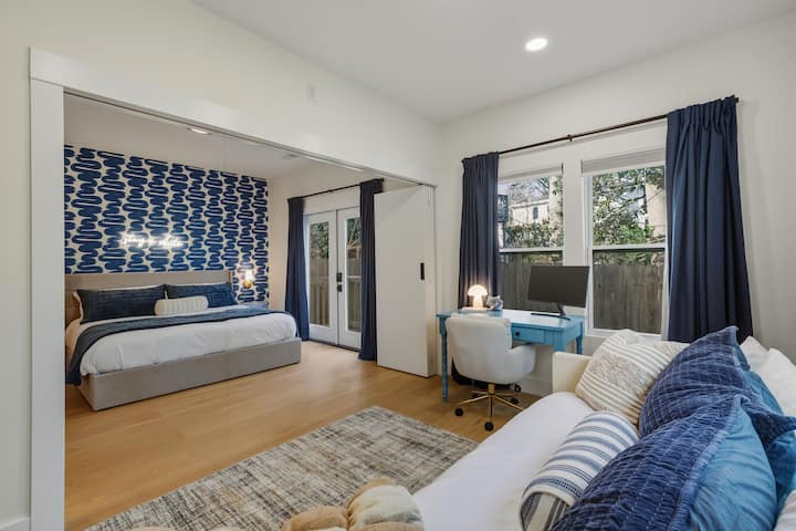 Private Yard, King Bed, Workspace W/ Monitor, Pets - Decatur