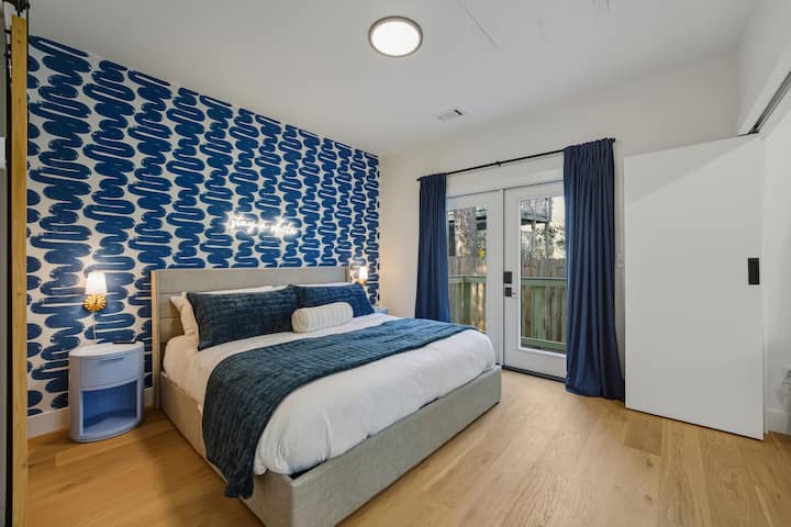 Separate Fenced Yard, Kng Bed, Workspace W/monitor - Decatur, GA