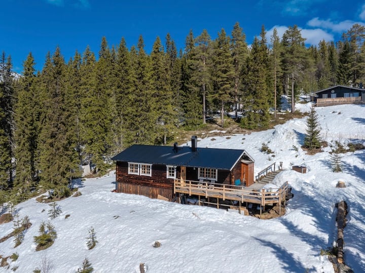 Fjällro I Björnrike – Bastu, Brasa & Altan I Solen - Vemdalen