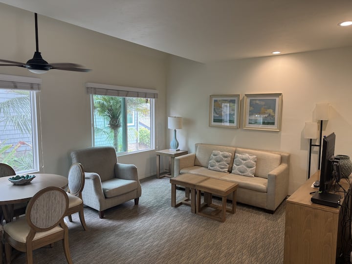 Wave Crest Resort - Del Mar Oasis With Pool & Spa - San Diego, CA