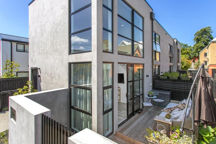 Boutique Sophisticated One Bedroom Hideaway - ニュージーランド クライストチャーチ