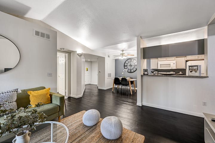 (2-69) Near Allegiant, Stadium, Strip And Dining - Henderson, NV