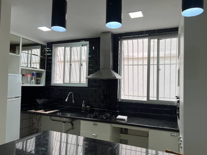 Excelente Localização Perto Praia Restaurante Tudo - Vitória