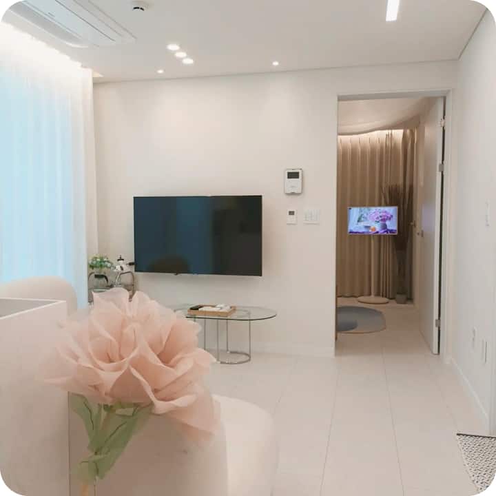 #라라포쉬/신규/방2/단독사용루프탑/불멍패키지무료/막바지예약할인/수원에어비앤비 - Suwon-si