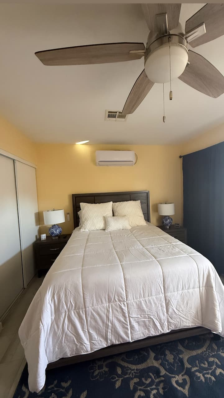 Estudio Moderno Y Privado, Entrada Independiente - North Las Vegas, NV