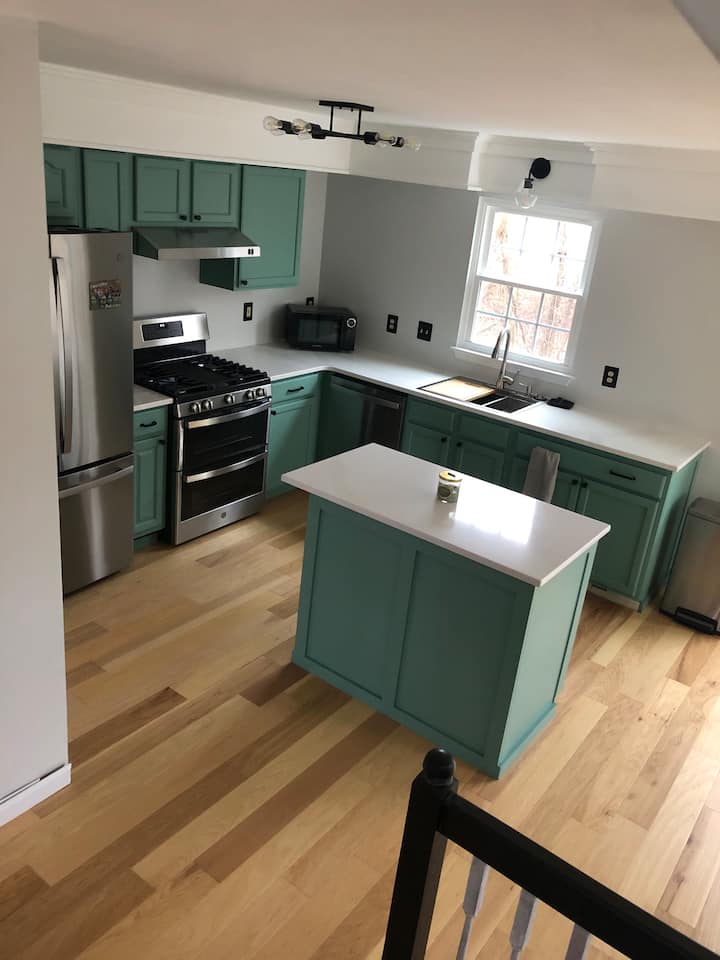 Fully Furnished 3br Townhome Near Iad - Ashburn, VA