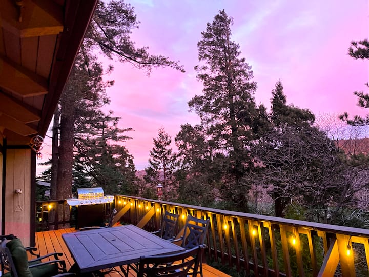 Mountain Cabin Retreat • Movie Theater • 3 Decks - San Bernardino, CA