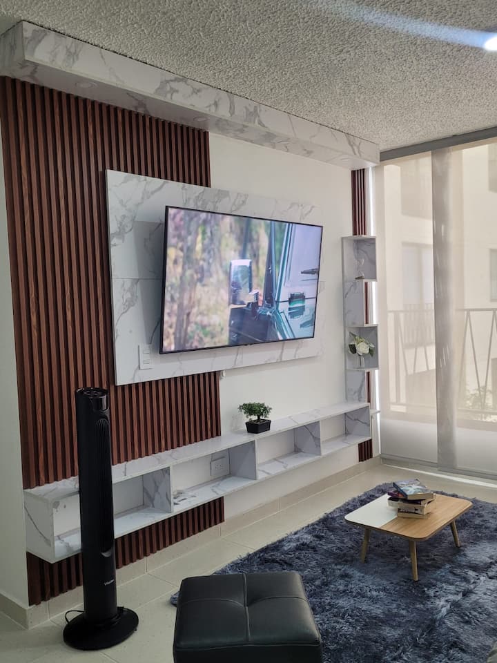 Céntrico Y Acogedor Con Balcón - Ibagué