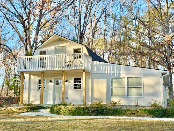 Lake Life! New Listing Near Strom Thurmond Lake - Hamilton Branch State Park, Plum Branch