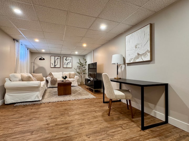 Down On Middleton - Ontario