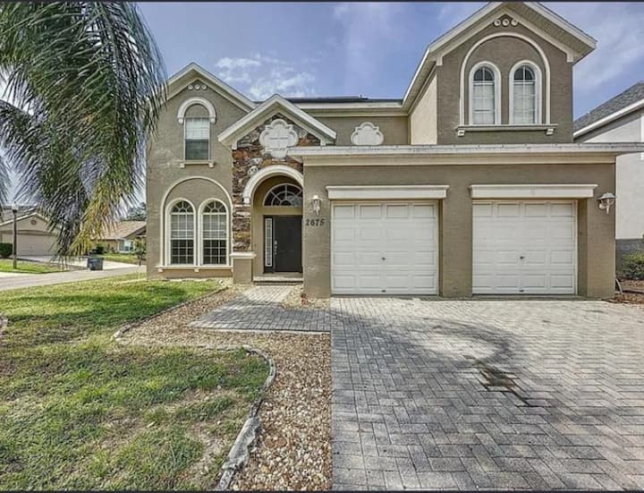 Spacious 5br Disney Retreat | Private Heated Pool - Haines City, FL