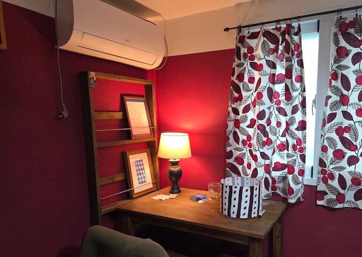 오픈세일|서울목동, 주택의 옥상에 있는 오두막 같은 작은 집 | 9호선염창역도보3분| 단독 - Seoul