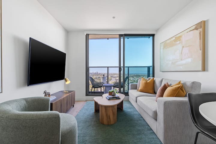 Marco Prestige | City Views | Pool, Gym & Sauna - Melbourne