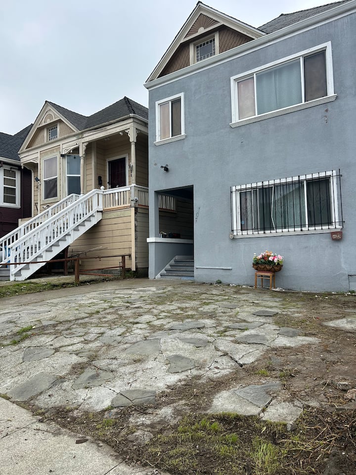 Khouse Downstairs - American Canyon, CA