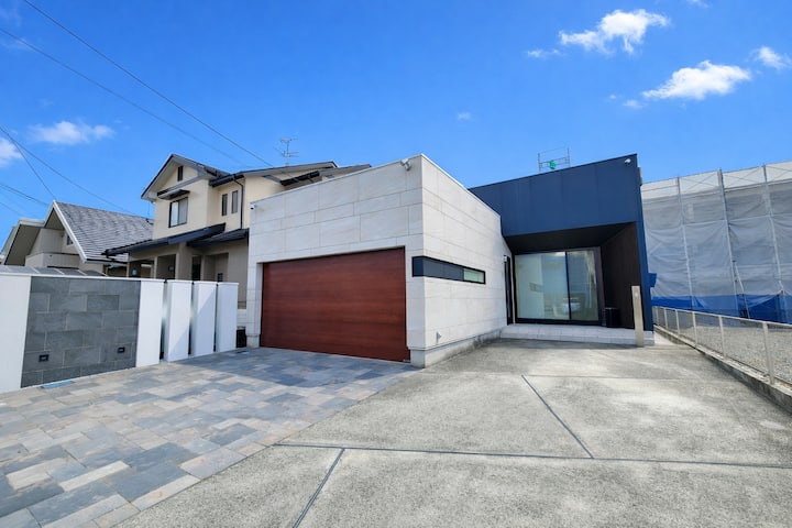モダンな貸切一軒家｜駐車場3台無料｜最大6名 - Kumamoto