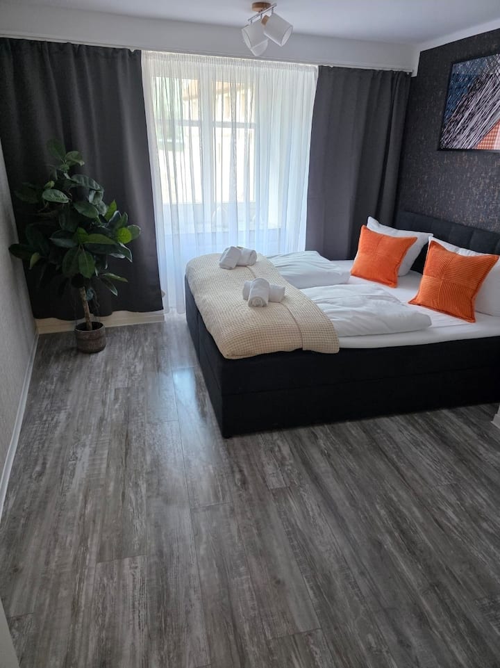 Harmonieoase Eg, Gemütlichkeit Ist Hier Garantiert - Hettstedt