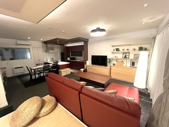 【New Open】オープンセール実施中！/最大11名/旭川/無料駐車場あり/wifi完備 - Asahikawa