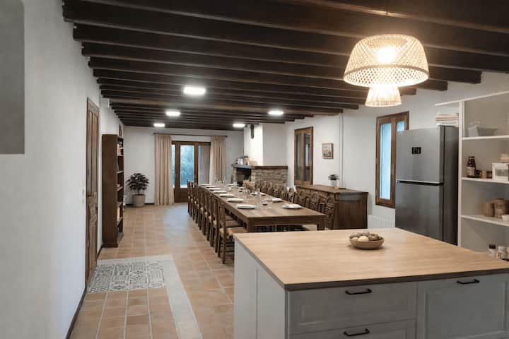 Gite De Groupe De La Source Du Villaret 10/25 Pers - Languedoc-Roussillon