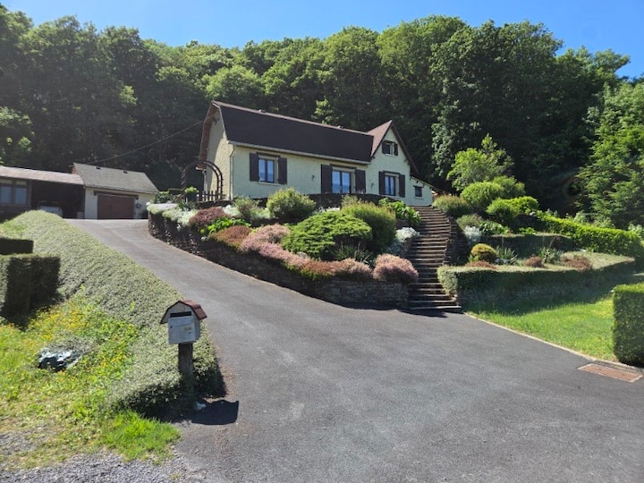 Maison Familiale 3 Chambres En Bord De Meuse - Haulmé