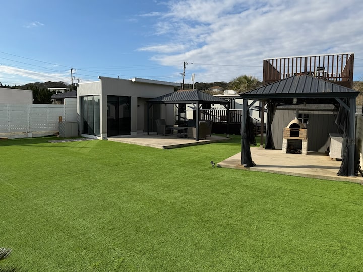 Seaside Trailer Feria-サーフスポットの目の前！鹿島灘を見渡す広い庭付き貸別荘 - 호코타시