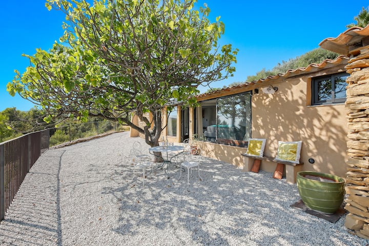 Maison De Caractère, Individuelle,  Avec Vue Mer - La Cadière-d'Azur