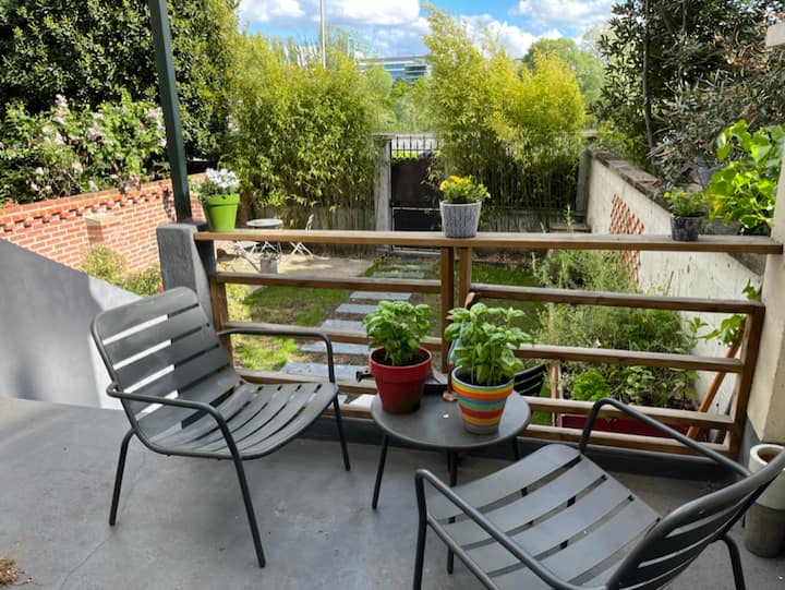 Jolie Maison De Ville Avec Jardin Et Terrasse - Courbevoie