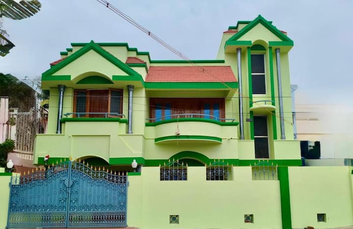 Aathi Homestay & Rooms - Private Rooms - B - Tiruchirappalli