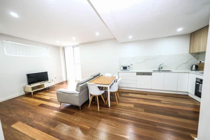 One Bedroom In Sydney Five Dock - Burwood
