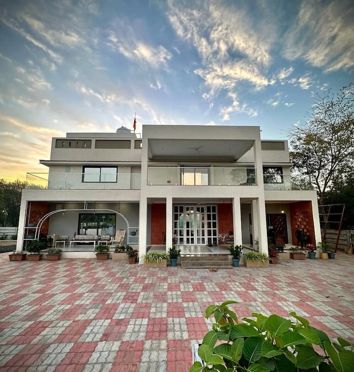 Kamlaa Baa Vatika - Perfect Staycation Spot - Ahmedabad