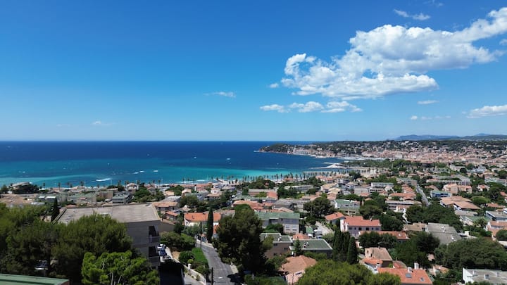 Au Doubs Séjour - Vue Mer & Balcon - Sanary-sur-Mer