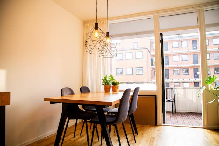 Charming Apartment 2 Min. To Metro, Free Parking - Copenhaguen