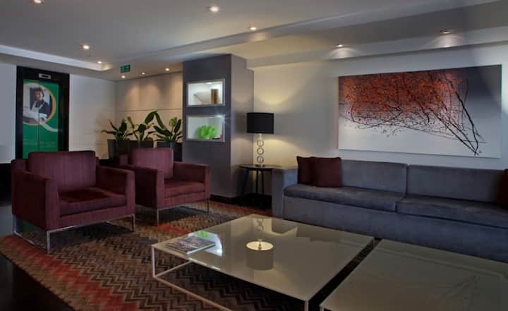 Quality Suites Alphaville Flat Mobiliado Barueri - Barueri