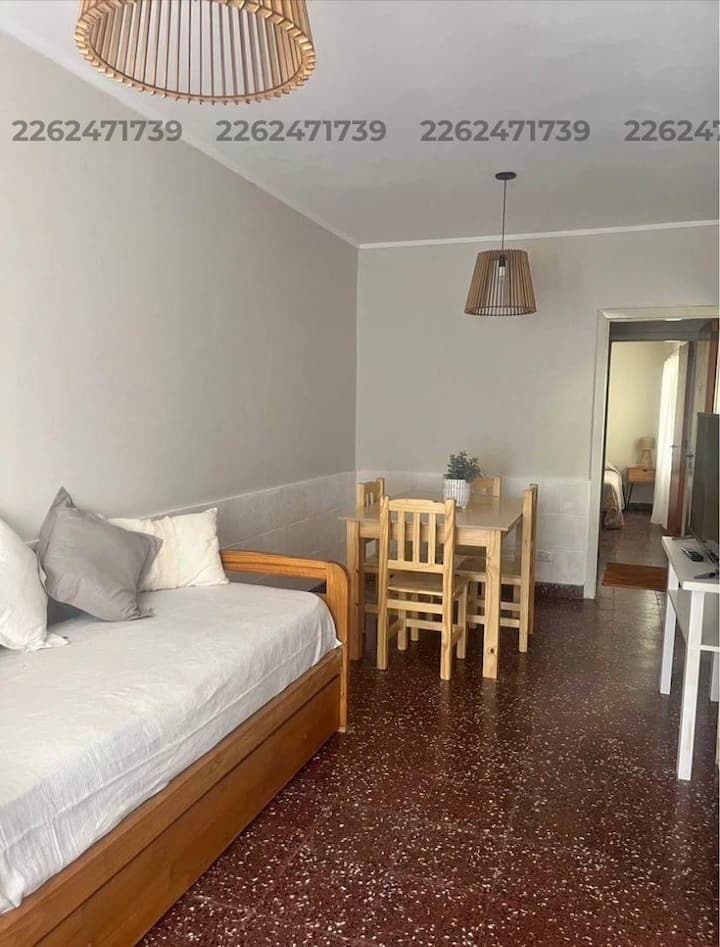 Cómodo Departamento Para 4 · A Pasos Del Mar. - Necochea