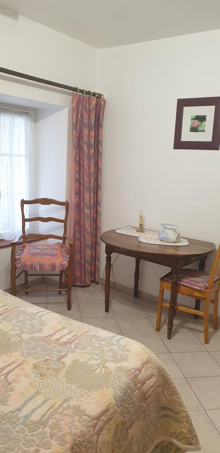 Chambre D'hôtes Au Calme Avec Salle De Bain Privée - Avallon