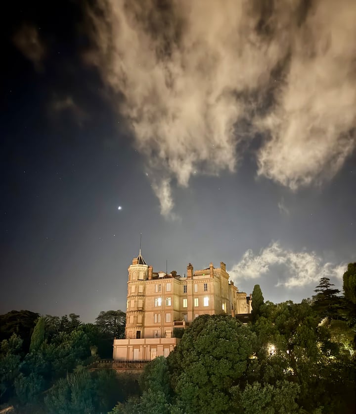 Charmant T2 Au Calme, Dernier éTage Parking Privé - 坎城