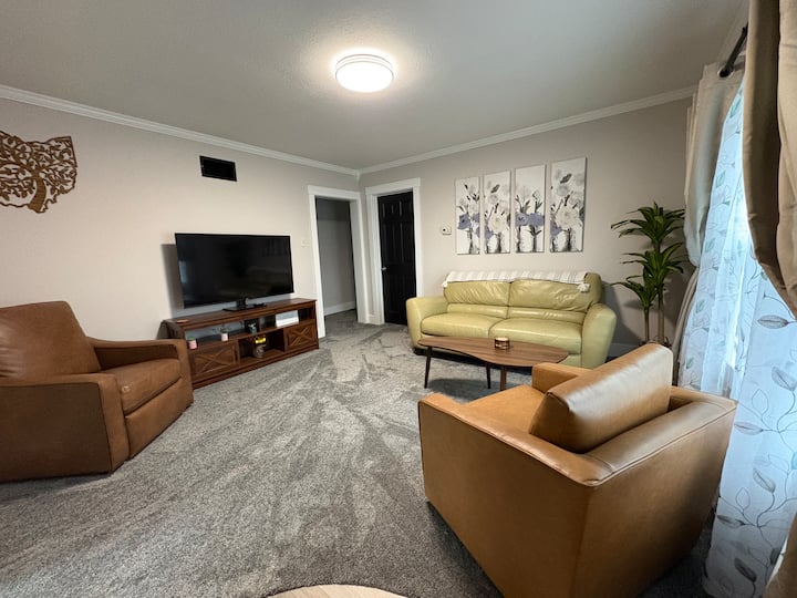 The Waverly House | Home Away From Home - Antwerp, OH
