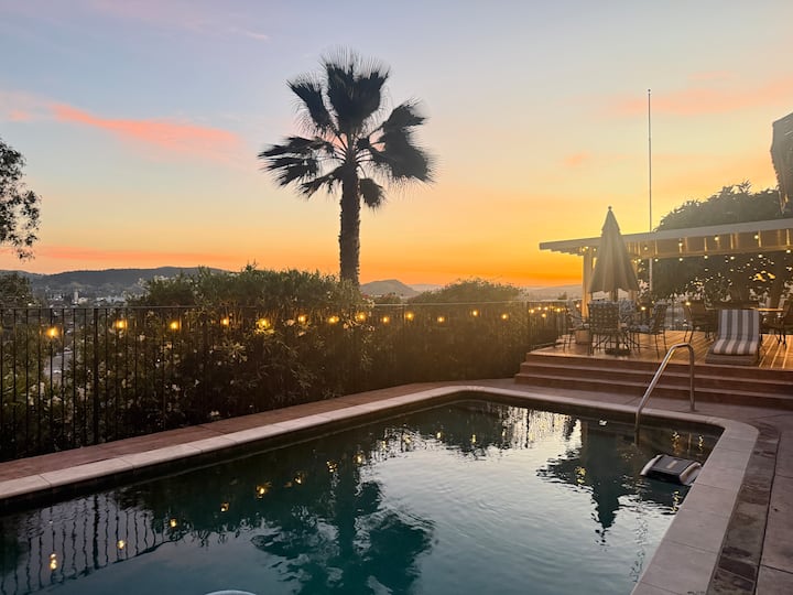 Gated Property - 4 King Beds + Walk To Fairplex - Claremont, CA