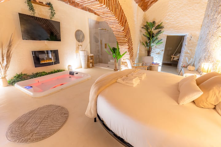 L’écrin Secret – Suite Troglodyte Avec Spa - Perpignan