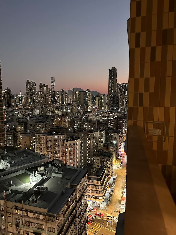 Elegant Spacious New Flat In The Heart Of The City - Hong Kong