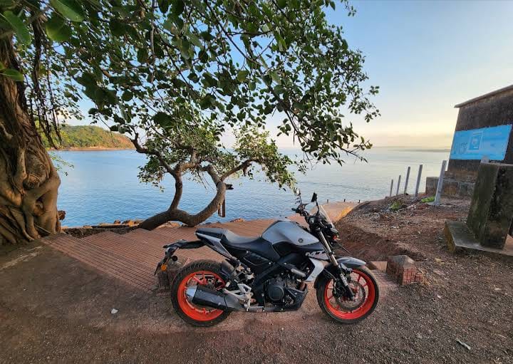 Seaside Budget Room For Couple Or Solo Traveler - Ratnagiri